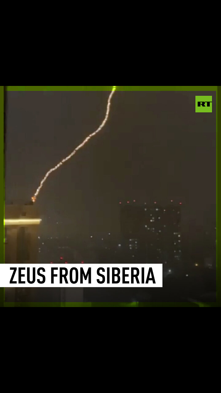 Lightning strike on a building in Russia’s Novosibirsk caught on camera